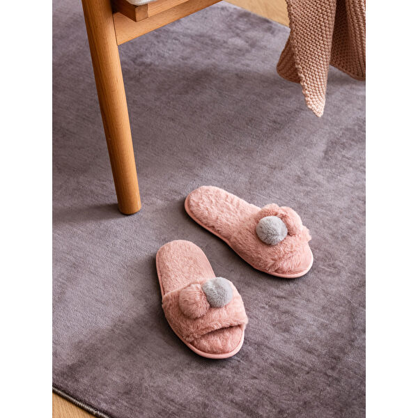 Ponpon Detaylı Pelüş Kadın Ev Terliği