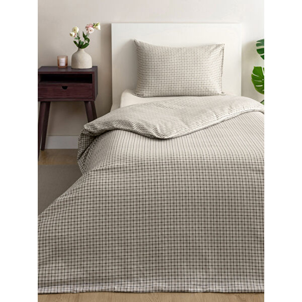 Ekose Desenli Tek Kişilik Nevresim Takımı Ekose Desenli Tek Kişilik Nevresim Takımı