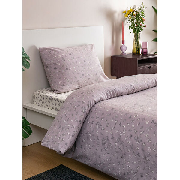 Çiçek Desenli Tek Kişilik Nevresim Takımı Çiçek Desenli Tek Kişilik Nevresim Takımı