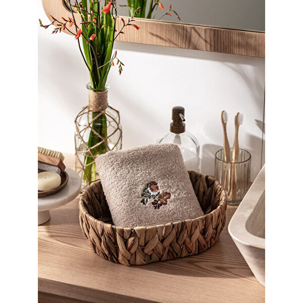 Çiçek Nakışlı Pamuklu Yüz Havlusu 50x80 Cm