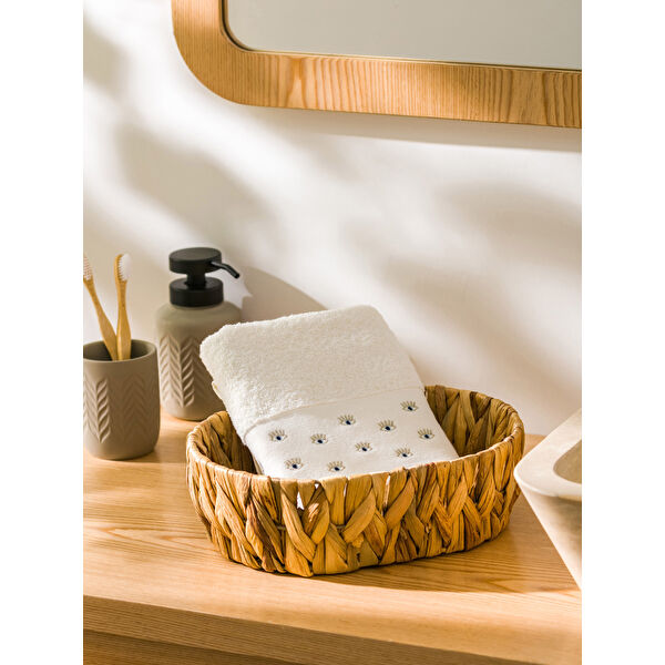 Pamuklu Nakışlı Yüz Havlusu 50x80 Cm Pamuklu Nakışlı Yüz Havlusu 50x80 Cm