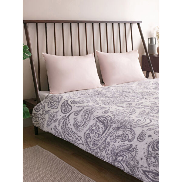 Desenli Çift Kişilik Battaniye 200x220 Cm