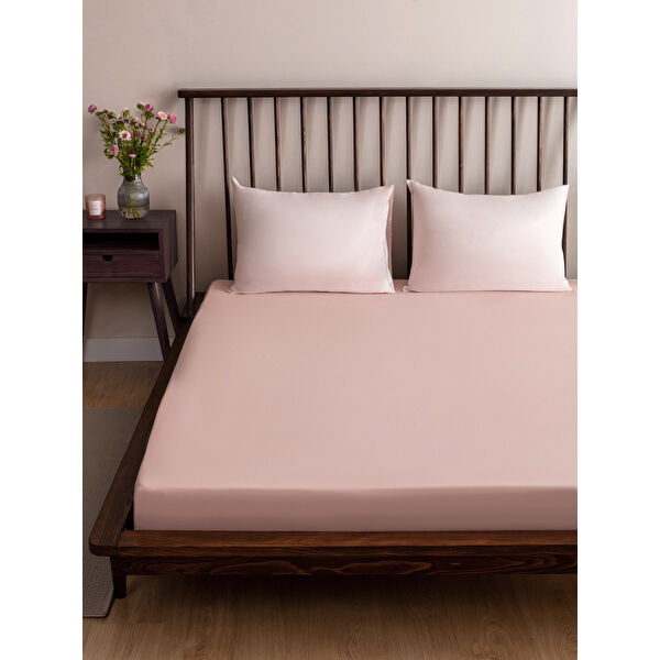 Düz Pamuklu Çift Kişilik Lastikli Çarşaf 160x200x30 Cm Düz Pamuklu Çift Kişilik Lastikli Çarşaf 160x200x30 Cm