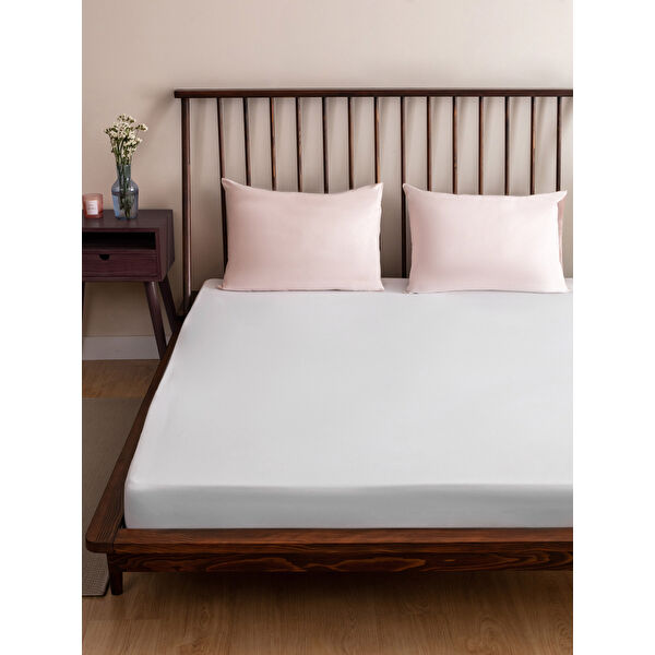 Düz Pamuklu Çift Kişilik Lastikli Çarşaf 160x200x30 Cm Düz Pamuklu Çift Kişilik Lastikli Çarşaf 160x200x30 Cm