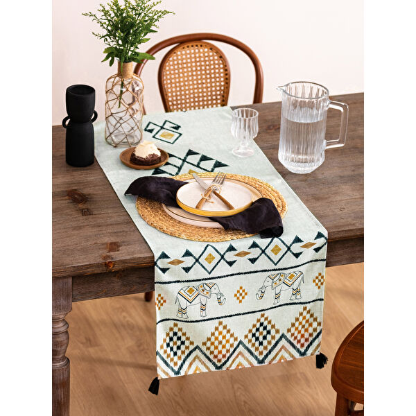 Etnik Desenli Püskül Detaylı Runner 45x150 Cm Etnik Desenli Püskül Detaylı Runner 45x150 Cm