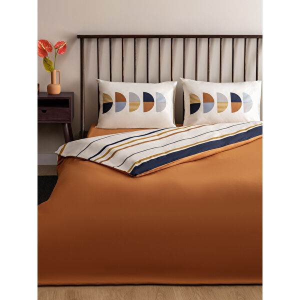 Desenli Pamuklu Çift Kişilik Nevresim Takımı Desenli Pamuklu Çift Kişilik Nevresim Takımı