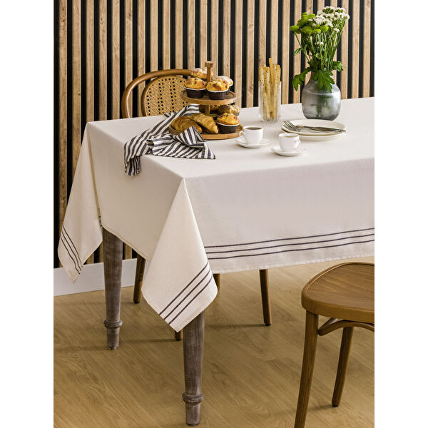 Çizgili Masa Örtüsü 150x200 Cm