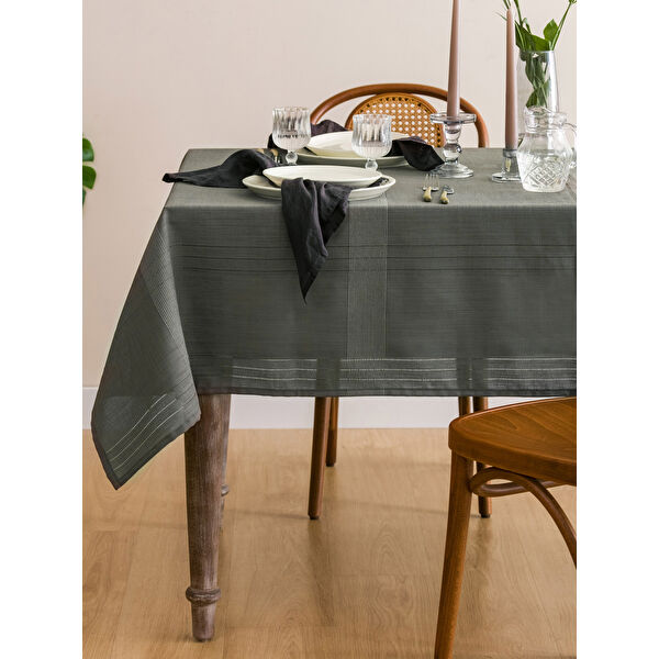 Çizgi Desenli Masa Örtüsü 150x200 Cm