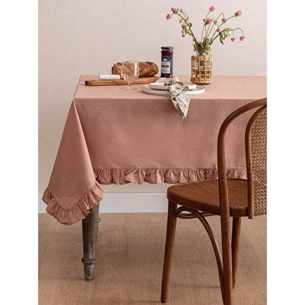 Fırfır Detaylı Pamuklu Masa Örtüsü 150x200 Cm