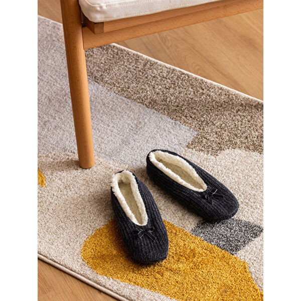 Düz Pelüş Ev Terliği