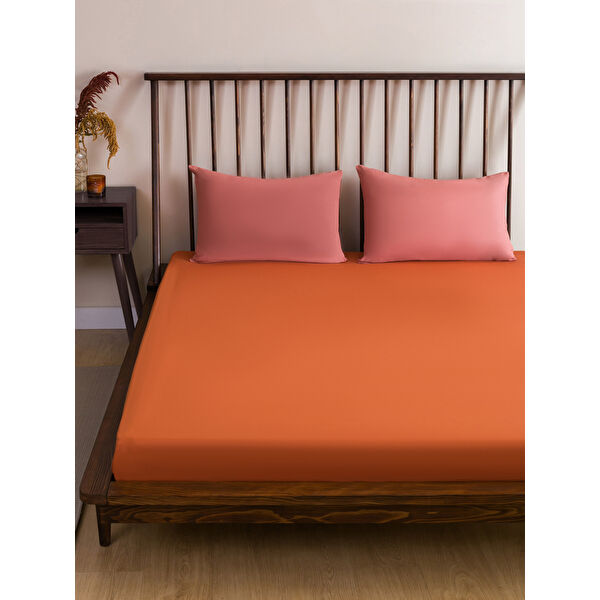 Düz Pamuklu Çift Kişilik Çarşaf 240x260 Cm Düz Pamuklu Çift Kişilik Çarşaf 240x260 Cm