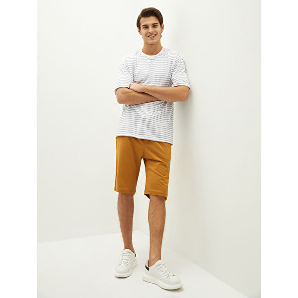 LCW BASIC Standart Kalıp Beli Lastikli Erkek Şort LCW BASIC Standart Kalıp Beli Lastikli Erkek Şort