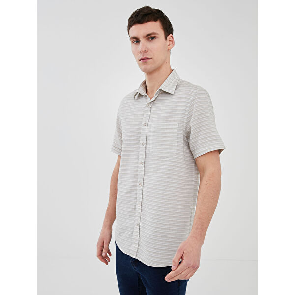 Regular Fit Kısa Kollu Armürlü Erkek Gömlek Regular Fit Kısa Kollu Armürlü Erkek Gömlek