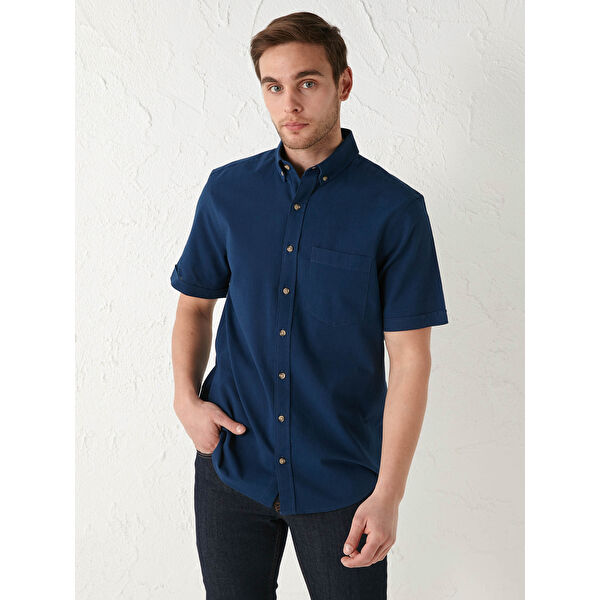 LCW BASIC Regular Fit Kısa Kollu Poplin Erkek Gömlek LCW BASIC Regular Fit Kısa Kollu Poplin Erkek Gömlek