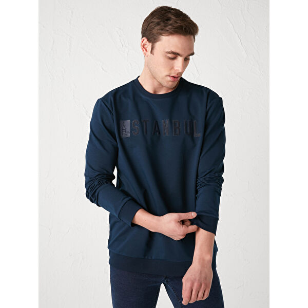 LCW CLASSIC Bisiklet Yaka Uzun Kollu İstanbul Baskılı Sweatshirt LCW CLASSIC Bisiklet Yaka Uzun Kollu İstanbul Baskılı Sweatshirt