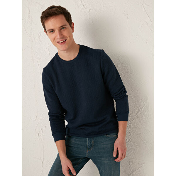 LCW CLASSIC Bisiklet Yaka Uzun Kollu Kapitoneli Erkek Sweatshirt LCW CLASSIC Bisiklet Yaka Uzun Kollu Kapitoneli Erkek Sweatshirt