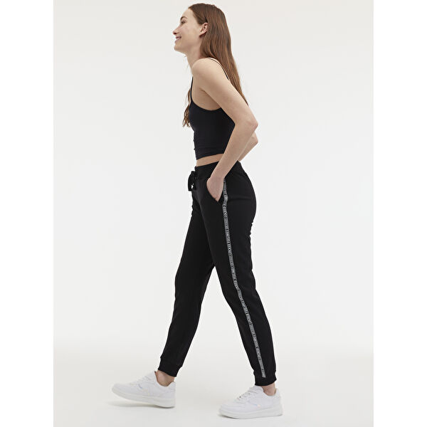 LCW CASUAL Beli Lastikli Şerit Slogan Baskılı Kadın Eşofman Alt