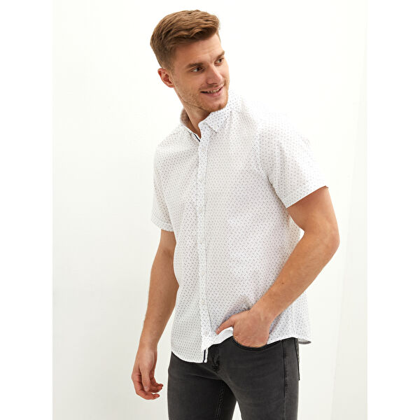 LCW CLASSIC Slim Fit Kısa Kollu Poplin Erkek Gömlek