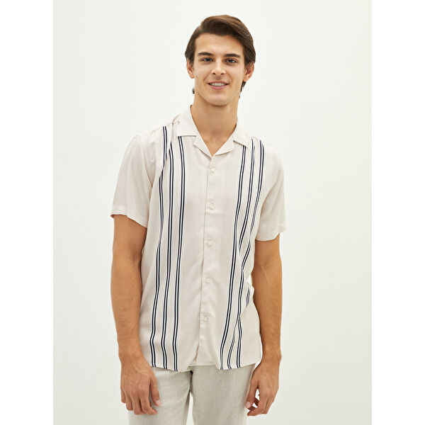 LCW VISION Slim Fit Kısa Kollu Resort Yaka Gömlek LCW VISION Slim Fit Kısa Kollu Resort Yaka Gömlek