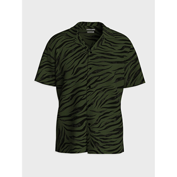 LCW VISION Slim Fit Kısa Kollu Resort Yaka Gömlek LCW VISION Slim Fit Kısa Kollu Resort Yaka Gömlek