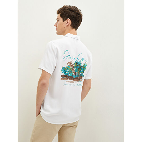 LCW CASUAL Oversize Resort Yaka Kısa Kollu Poplin Erkek Gömlek LCW CASUAL Oversize Resort Yaka Kısa Kollu Poplin Erkek Gömlek