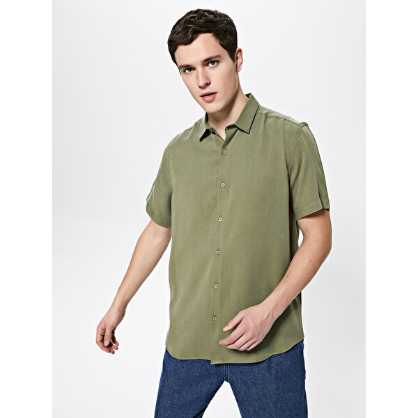 LCW CASUAL Regular Fit Kısa Kollu Gabardin Erkek Gömlek