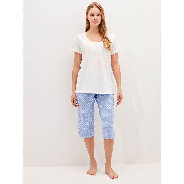 LCW DREAM Yuvarlak Yaka Puantiyeli Kısa Kollu Kadın Caprili Pijama Takımı LCW DREAM Yuvarlak Yaka Puantiyeli Kısa Kollu Kadın Caprili Pijama Takımı