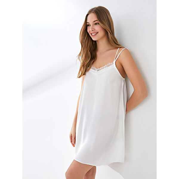 LCW DREAM V Yaka Dantel Detaylı İp Askılı Saten Kadın Bride Gecelik LCW DREAM V Yaka Dantel Detaylı İp Askılı Saten Kadın Bride Gecelik