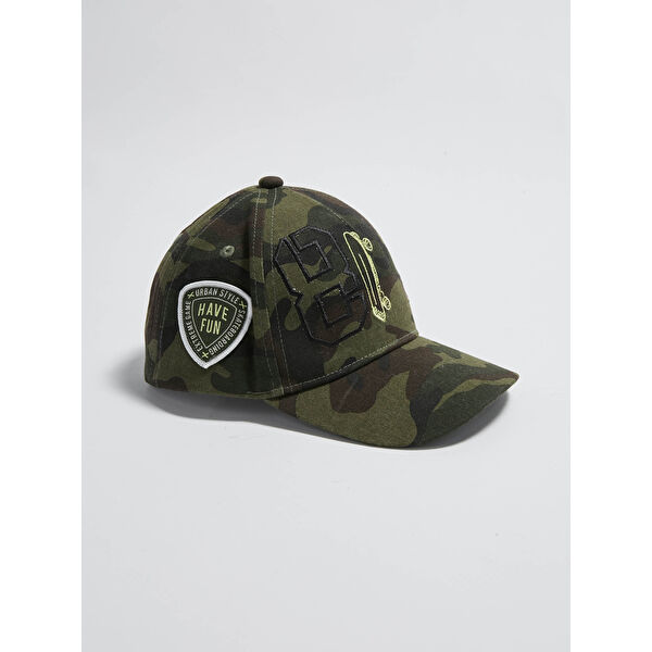 Kamuflaj Desenli Etiket Baskılı Erkek Çocuk Şapka Kamuflaj Desenli Etiket Baskılı Erkek Çocuk Şapka
