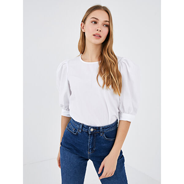 LCW CASUAL Bisiklet Yaka Düz Kısa Kollu Poplin Kadın Bluz LCW CASUAL Bisiklet Yaka Düz Kısa Kollu Poplin Kadın Bluz