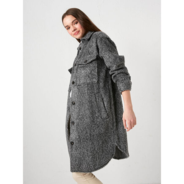 LCW CASUAL Gömlek Yaka Cep Detaylı Uzun Kollu Kadın Mont