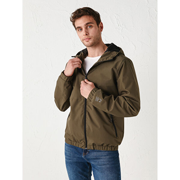 LCW CASUAL Slim Fit Dik Yaka Kapüşonlu İnce Erkek Mont