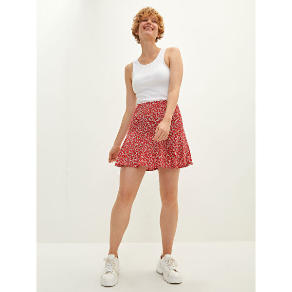 LCW CASUAL Beli Kemerli Çiçek Desenli Mini Şort Etek LCW CASUAL Beli Kemerli Çiçek Desenli Mini Şort Etek