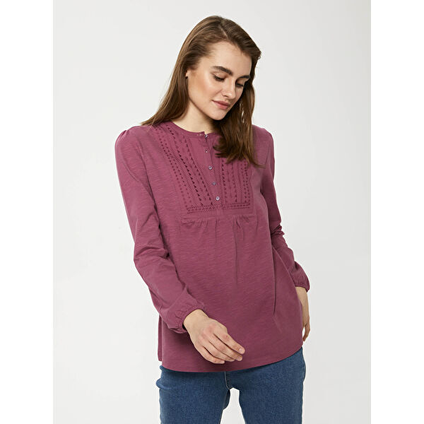 LCW GRACE Bisiklet Yaka Düğme Detaylı Nakışlı Bluz LCW GRACE Bisiklet Yaka Düğme Detaylı Nakışlı Bluz