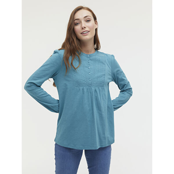 LCW GRACE Bisiklet Yaka Düğme Detaylı Nakışlı Bluz LCW GRACE Bisiklet Yaka Düğme Detaylı Nakışlı Bluz