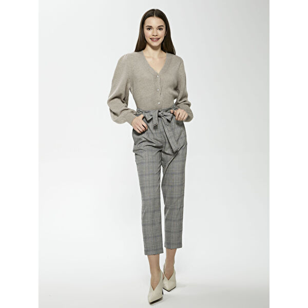 LCW VISION Beli Kuşaklı Yüksek Bel Kadın Havuç Pantolon LCW VISION Beli Kuşaklı Yüksek Bel Kadın Havuç Pantolon