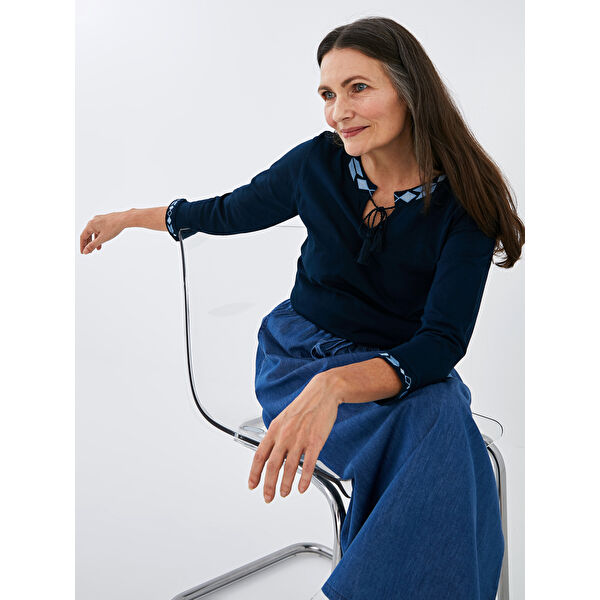 LCW GRACE Bisiklet Yaka Nakış Detaylı Pamuklu Kadın Bluz