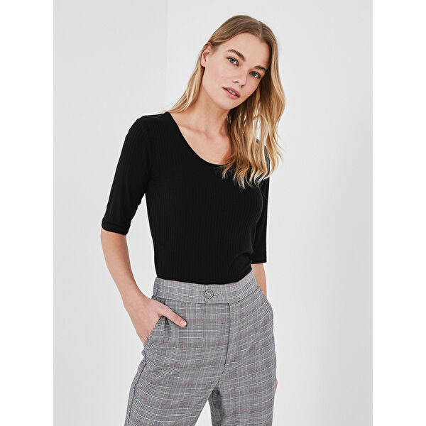 LCW CLASSIC U Yaka Basic Kısa Kollu Viskon Kadın Tişört LCW CLASSIC U Yaka Basic Kısa Kollu Viskon Kadın Tişört