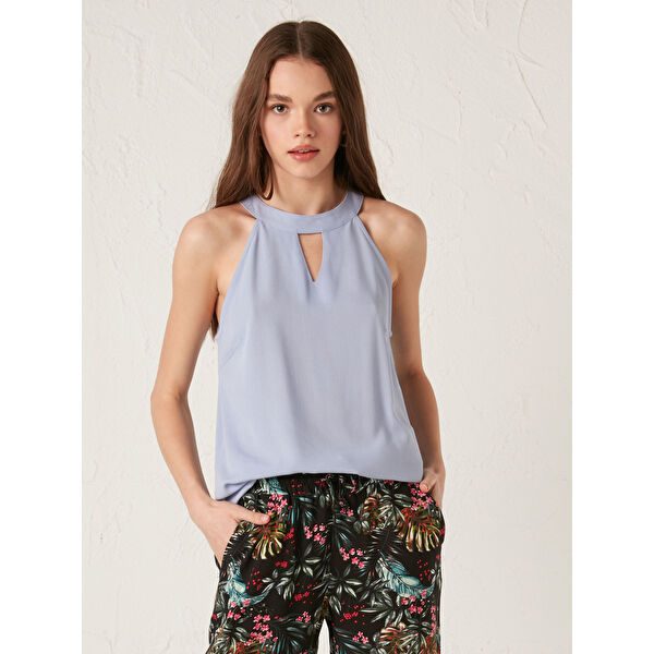 Bağlamalı Yaka Düz Kolsuz Viskon Kadın Bluz