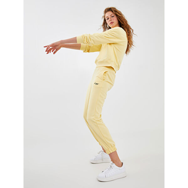 XSIDE Beli Lastikli Rahat Fit Nakışlı Kadın Jogger Eşofman Altı XSIDE Beli Lastikli Rahat Fit Nakışlı Kadın Jogger Eşofman Altı