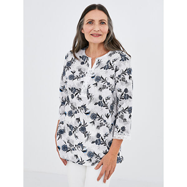 LCW GRACE Kaçık Yaka Çiçek Baskılı Nakış Detaylı Pamuklu Kadın Bluz LCW GRACE Kaçık Yaka Çiçek Baskılı Nakış Detaylı Pamuklu Kadın Bluz