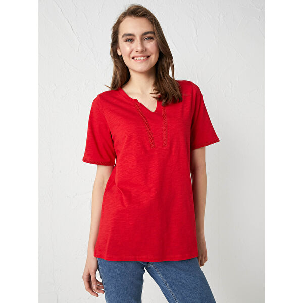 LCW GRACE V Yaka Nakış Detaylı Kısa Kollu Pamuklu Kadın Bluz