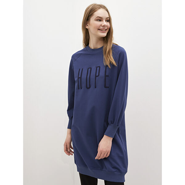 Bisiklet Yaka Slogan Nakışlı Tunik