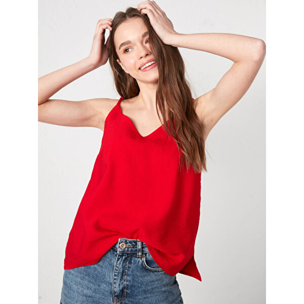 LCW CASUAL V Yaka Askılı Düz Dobby Kadın Bluz