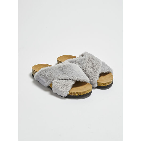 Tüylü Çapraz Bant Kadın Ev Terliği Tüylü Çapraz Bant Kadın Ev Terliği