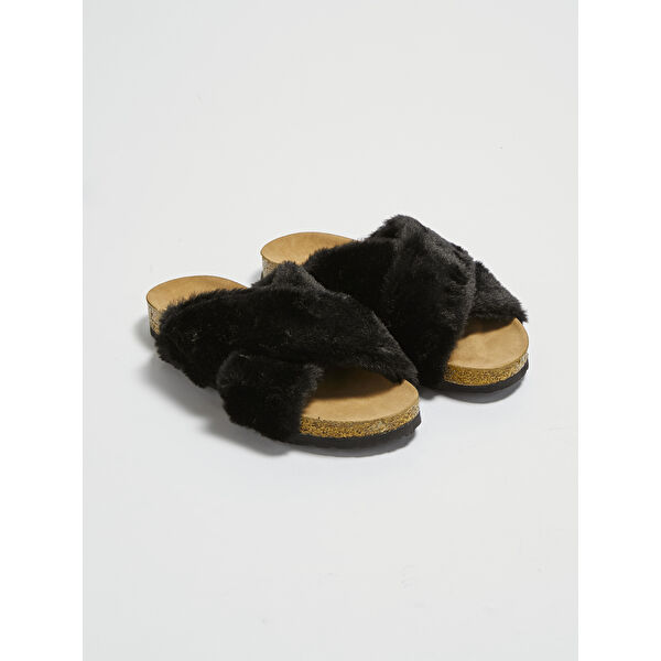 Tüylü Çapraz Bant Kadın Ev Terliği Tüylü Çapraz Bant Kadın Ev Terliği