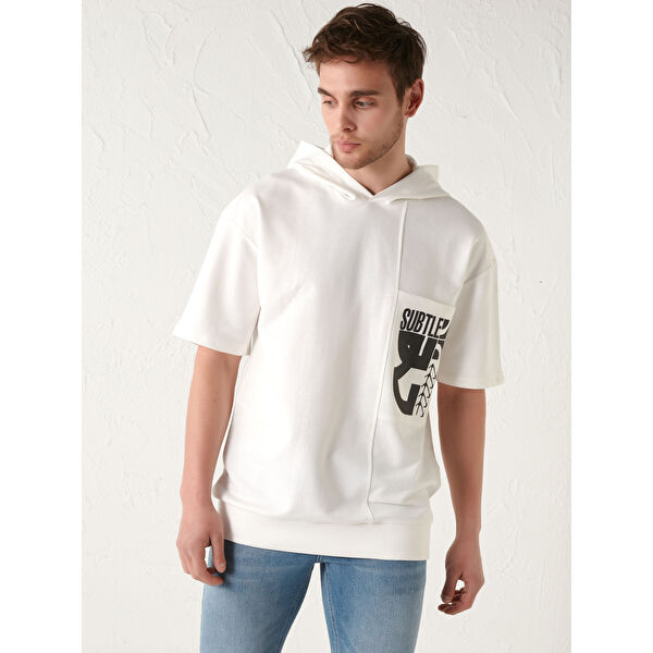 LCW CASUAL Kapüşonlu Kısa Kollu Baskılı Erkek Sweatshirt