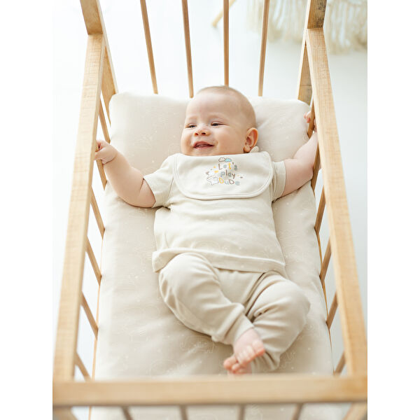 LCW GREEN Baskılı Organik Pamuklu Erkek Bebek Mama Önlüğü LCW GREEN Baskılı Organik Pamuklu Erkek Bebek Mama Önlüğü