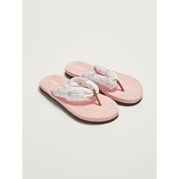 Kadın Hasır Taban Parmak Arası Plaj Terliği Kadın Hasır Taban Parmak Arası Plaj Terliği