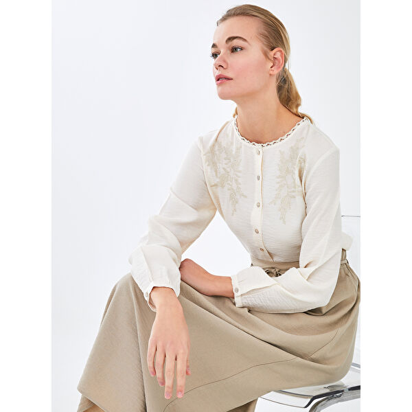 LCW GRACE Düğmeli Yaka Nakışlı Uzun Kollu Kadın Gömlek